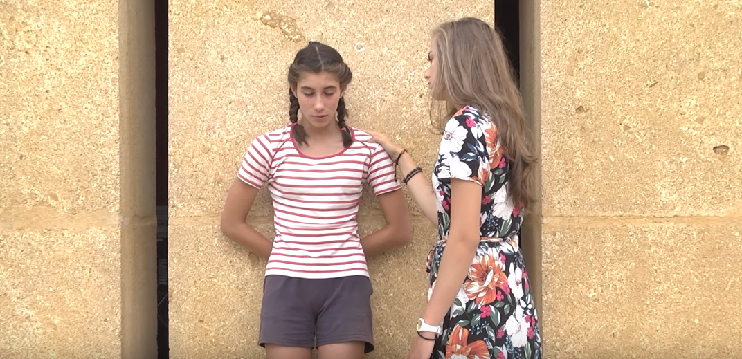 Moi, Léa | entre chemin initiatique et expression des différences – Léo ...